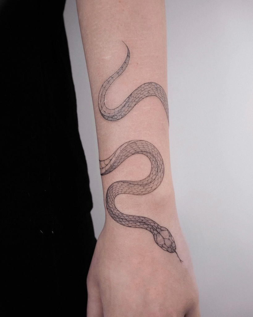 What Are The Risks Associated With Getting A Two Headed Snake Tattoo ...